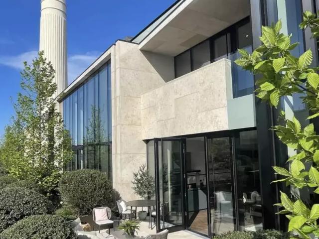4 Bedroom House Battersea London 102596462