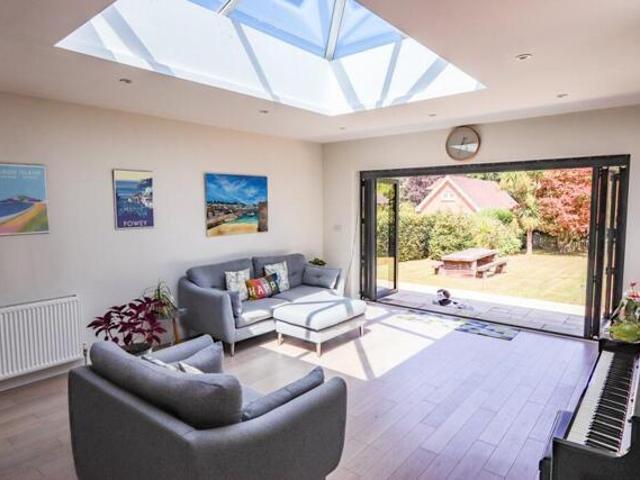 4 Bedroom House Battle East Sussex LS101351705