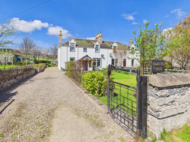 4 Bedroom House Ballindalloch Ballindalloch LS101789904
