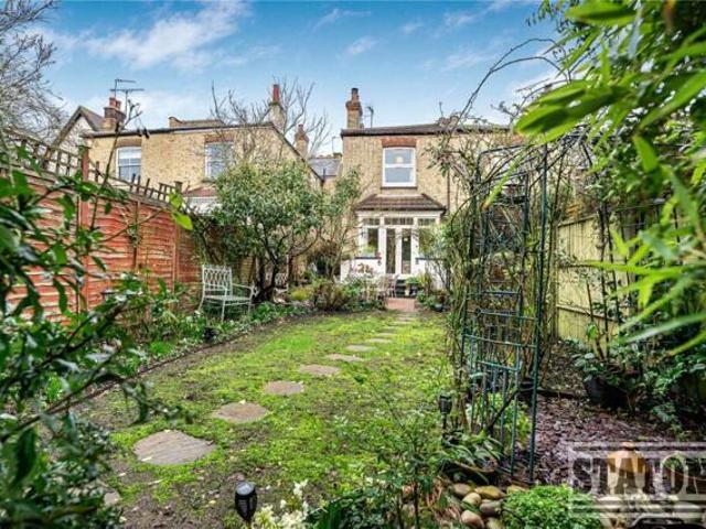4 Bedroom House Barnet Greater London LS101168607