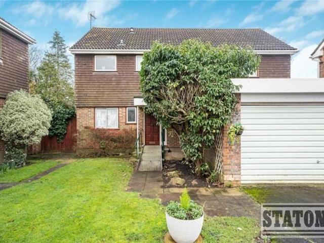 4 Bedroom House Barnet Greater London LS101891988
