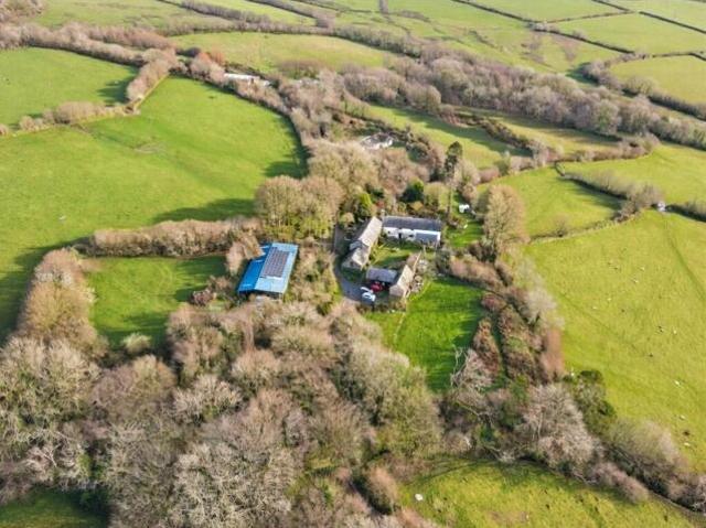 4 Bedroom House Barnstaple Devon 101025310