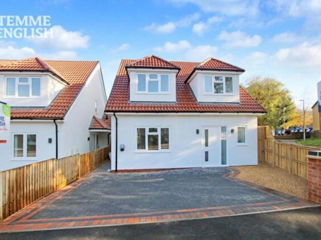 4 Bedroom House Basildon Essex 100097043