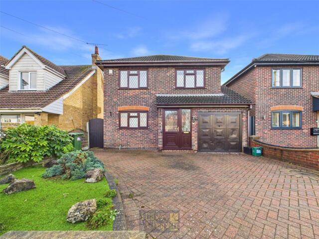 4 Bedroom House Basildon Essex LS100953647
