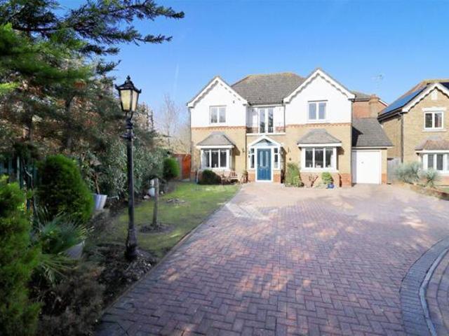 4 Bedroom House Bexley Kent 99608286