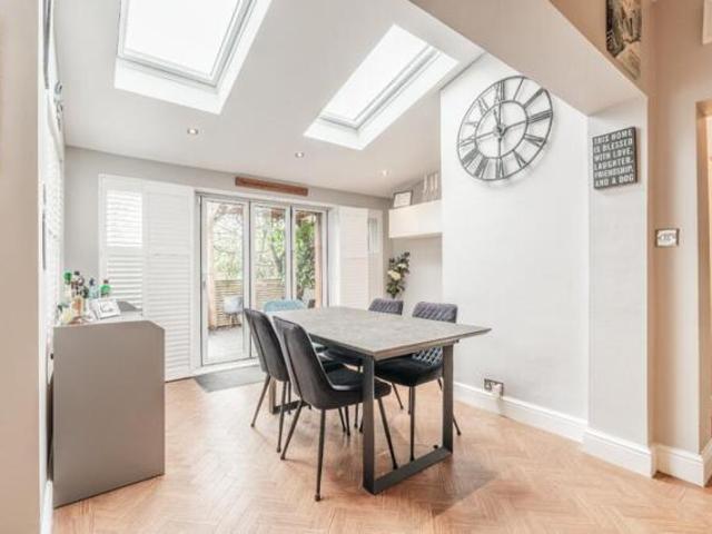 4 Bedroom House Bexleyheath Greater London 98233224