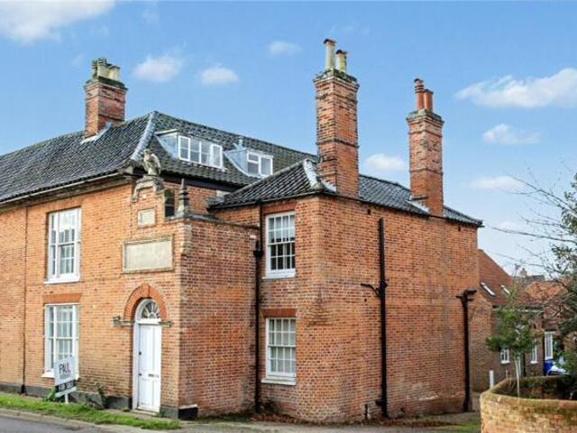 4 Bedroom House Beccles Suffolk LS98968938