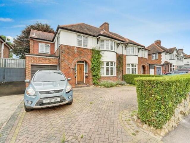 4 Bedroom House Bedford Bedford Borough 99895442