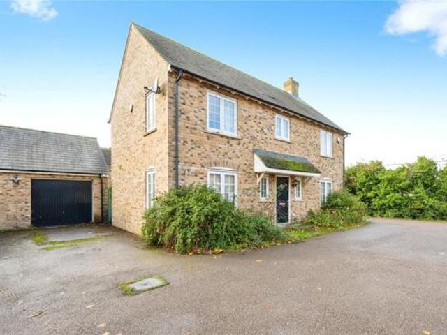 4 Bedroom House Bedford Bedford Borough LS100786526