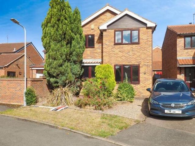 4 Bedroom House Beeston Nottinghamshire 99735774