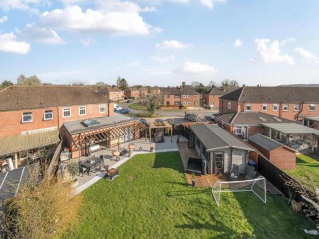 4 Bedroom House Bicester Oxfordshire 100917651