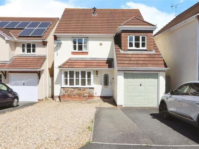 4 Bedroom House Bideford Devon LS100615050