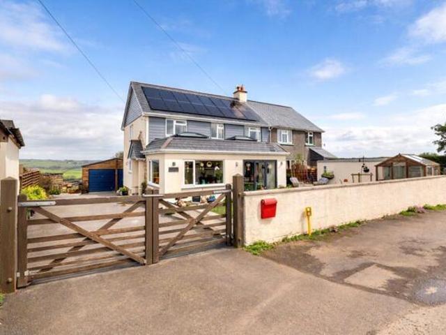 4 Bedroom House Bideford Devon LS101100076