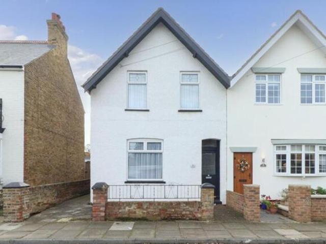 4 Bedroom House Birchington Kent 99092688