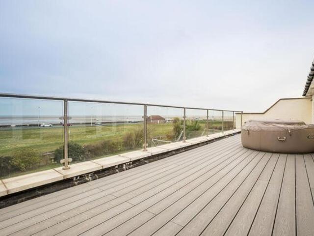 4 Bedroom House Birkenhead Wirral 99735792