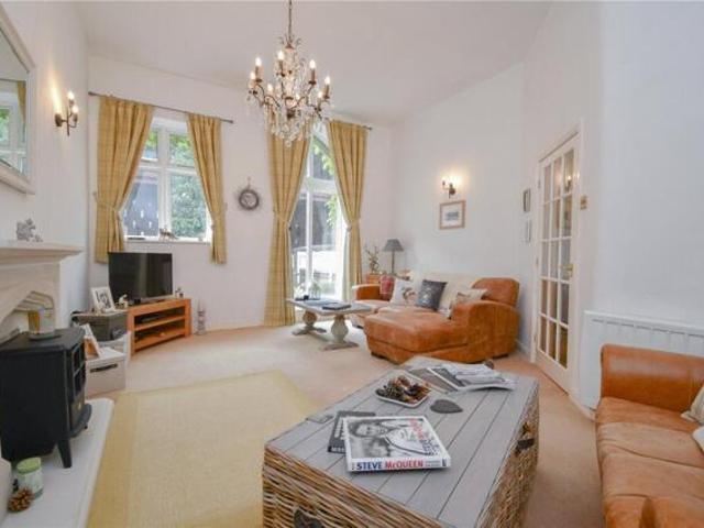 4 Bedroom House Birkenhead Merseyside LS100132266