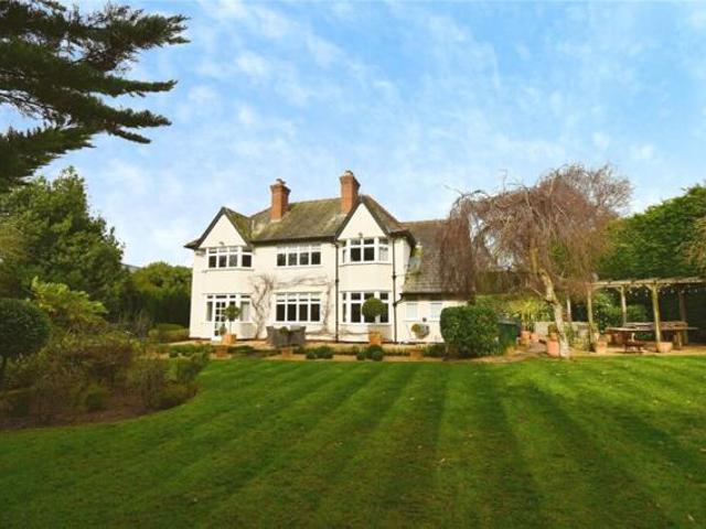 4 Bedroom House Birkenhead Merseyside LS100649265