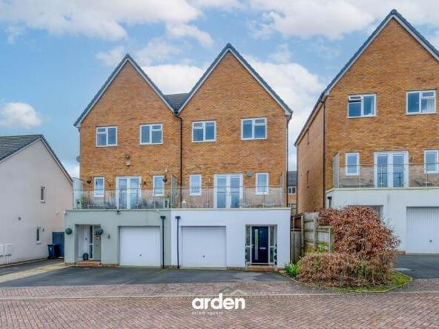 4 Bedroom House Birmingham Birmingham LS100854750