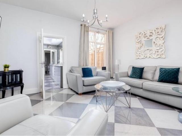 4 Bedroom House Birmingham Birmingham LS71479611