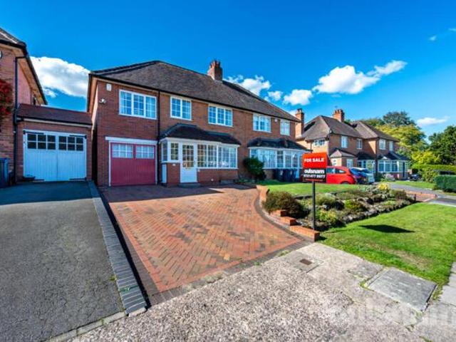 4 Bedroom House Birmingham Birmingham LS99054899