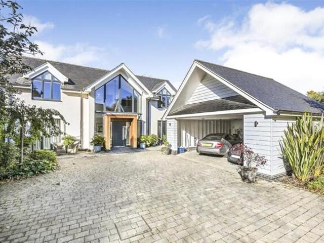 4 Bedroom House Bishop's Stortford Essex 99161978