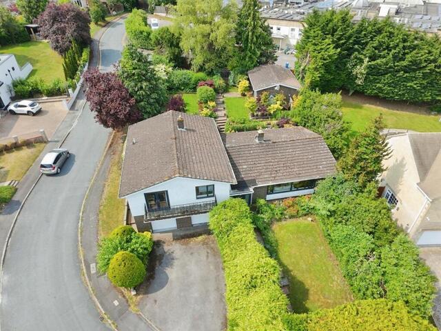 4 Bedroom House Blunsdon Blunsdon 100917825