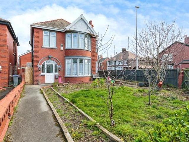 4 Bedroom House Blackpool Blackpool 98903467