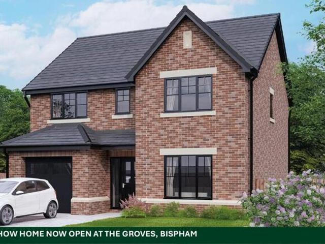 4 Bedroom House Blackpool Lancashire LS100684833