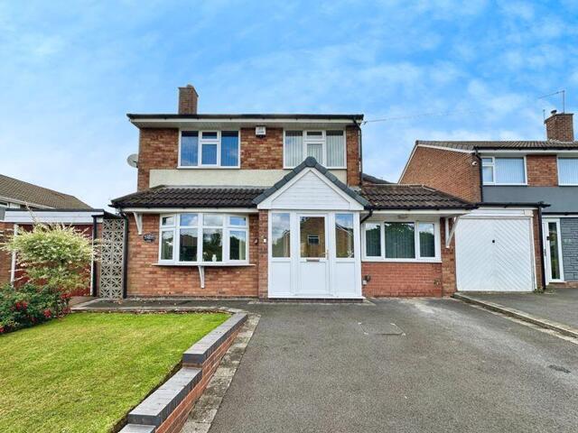 4 Bedroom House Bloxwich Walsall 100825147