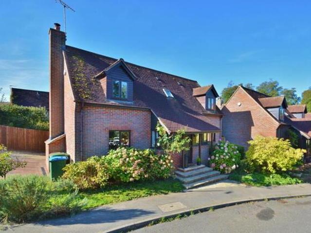 4 Bedroom House Brill Buckinghamshire 100240850