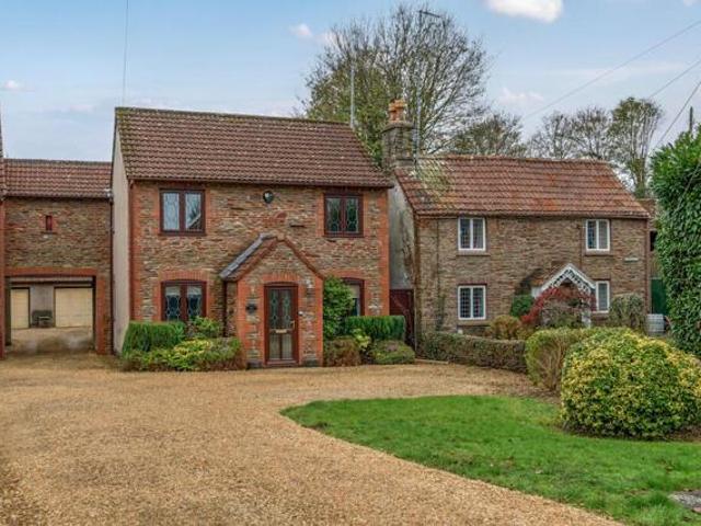 4 Bedroom House Bristol South Gloucestershire 99236960