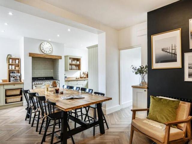 4 Bedroom House Bristol South Gloucestershire LS100097013