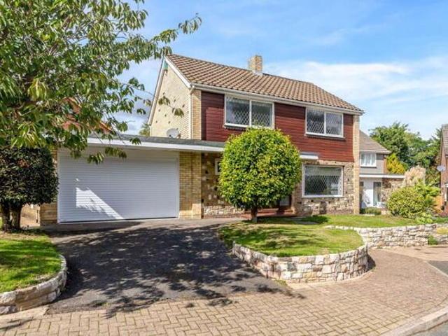 4 Bedroom House Bromley Greater London 98477604