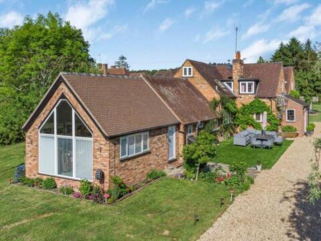 4 Bedroom House Buckinghamshire Buckinghamshire 100541259