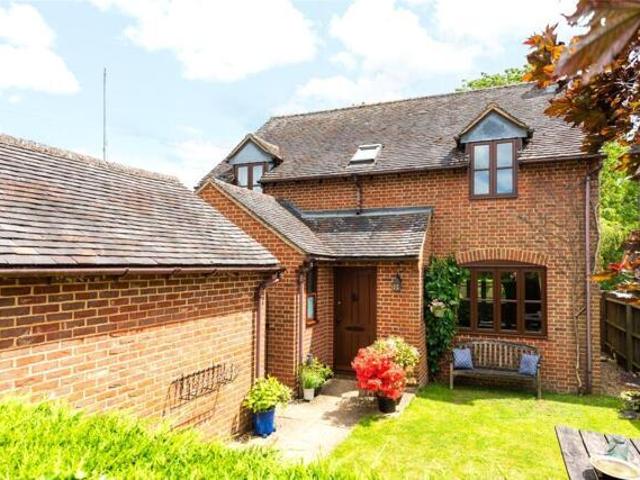 4 Bedroom House Buckinghamshire Buckinghamshire 100733427