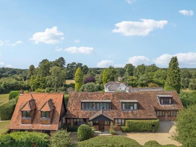 4 Bedroom House Buckinghamshire Buckinghamshire 101351877
