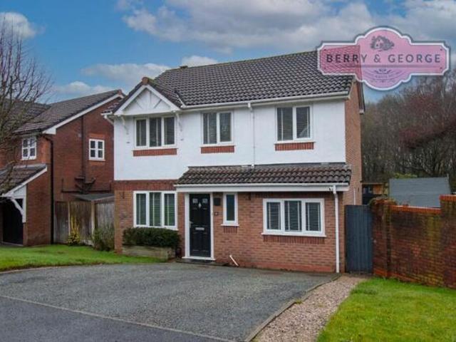 4 Bedroom House Buckley Flintshire 99523798