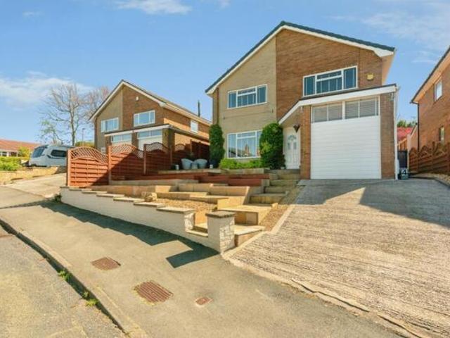 4 Bedroom House Burnley Lancashire 101892018