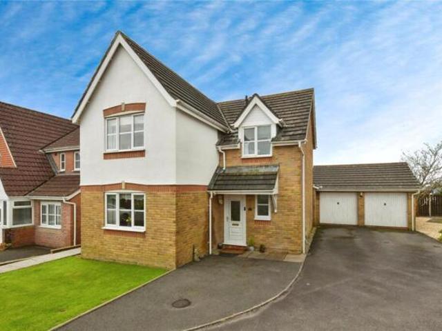 4 Bedroom House Burry Port Carmarthenshire LS101678407