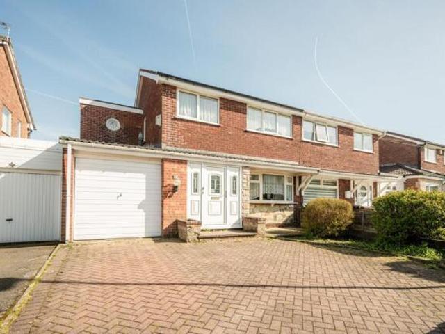 4 Bedroom House Bury Bury LS101677729