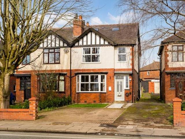 4 Bedroom House Bury Bury 100456828