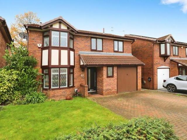 4 Bedroom House Bury Bury 99277894