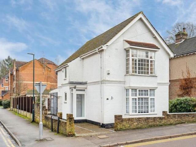 4 Bedroom House Bushey Hertfordshire 101676198