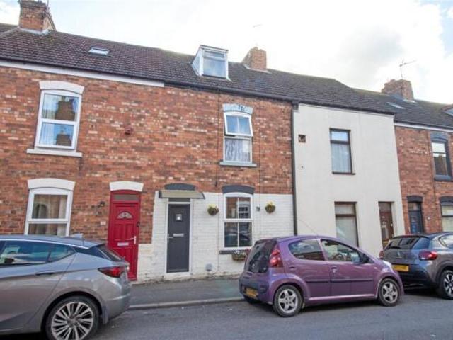 4 Bedroom House Gainsborough Lincolnshire 98386840