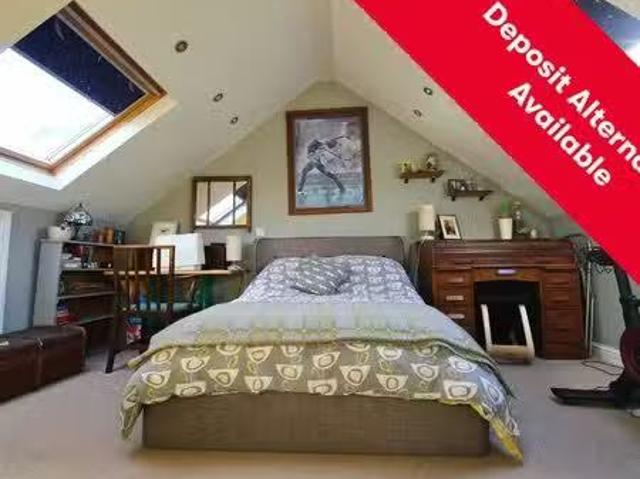 4+ bedroom house, garage to rent in Abbey Road, Bristol, Somer.