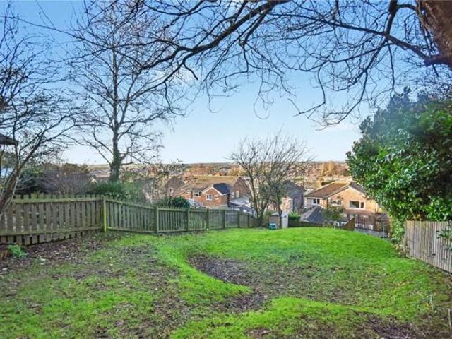 4 Bedroom House Garforth West Yorkshire 99436639