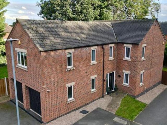 4 Bedroom House Gedling Gedling LS99380697