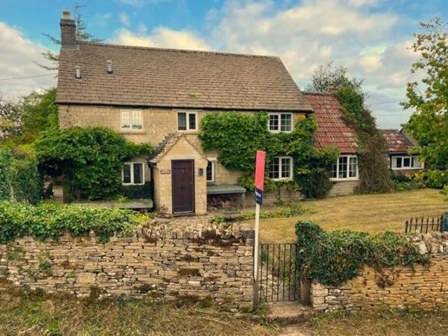 4 Bedroom House Gloucester Gloucestershire 98262951