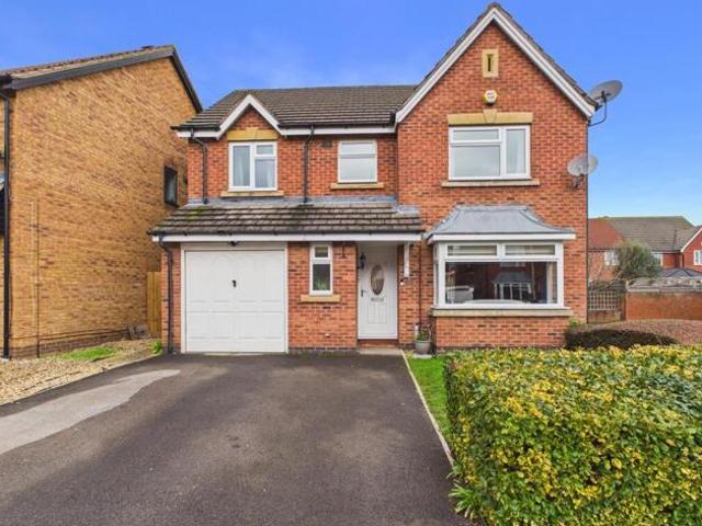 4 Bedroom House Gloucester Gloucestershire LS99839994