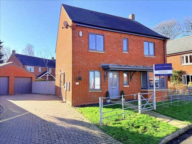 4 Bedroom House Great Coates Lincolnshire LS99688548